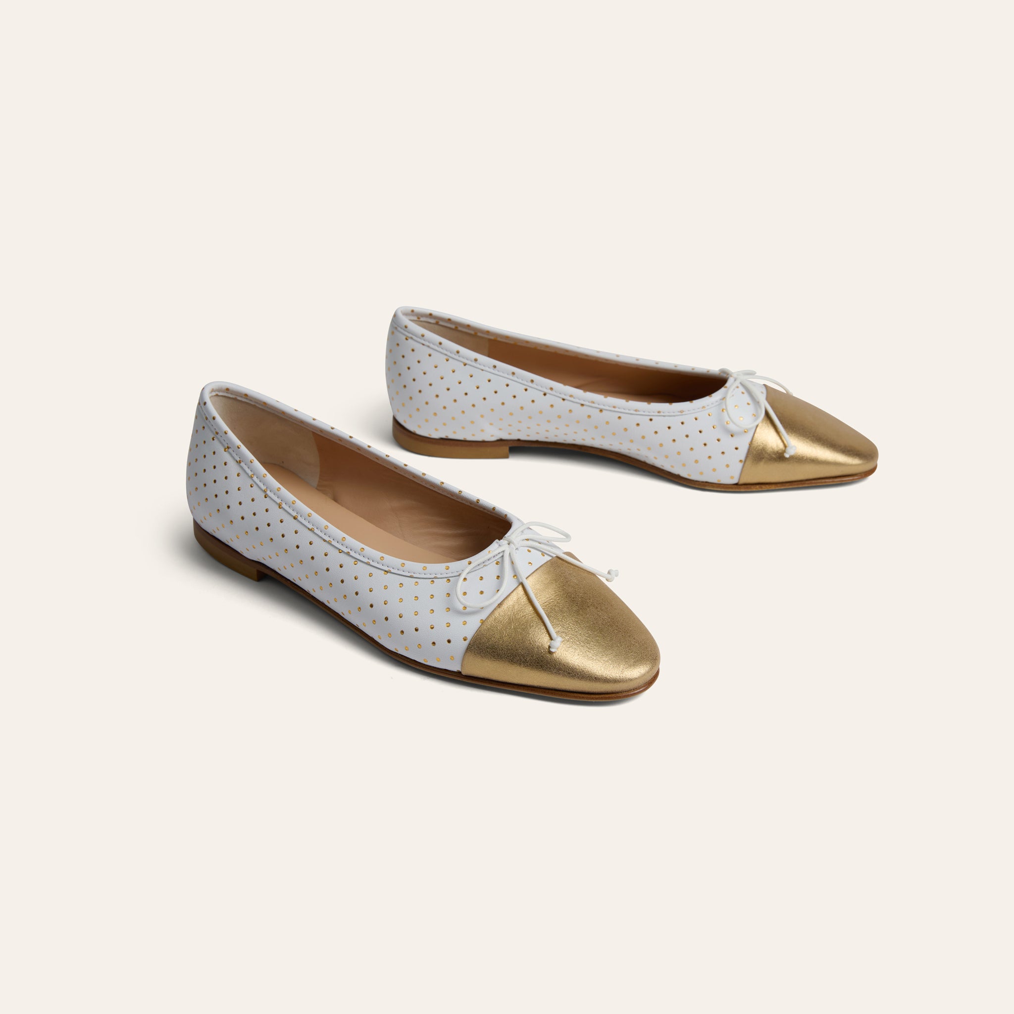Como Ballet Flats in White/Gold Dotted | A. Soliani