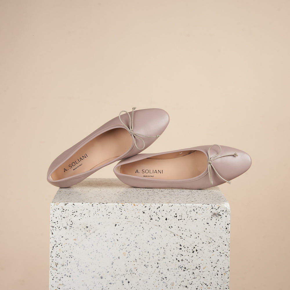 Como Italian Leather Ballet Flats in Poudre | A. Soliani